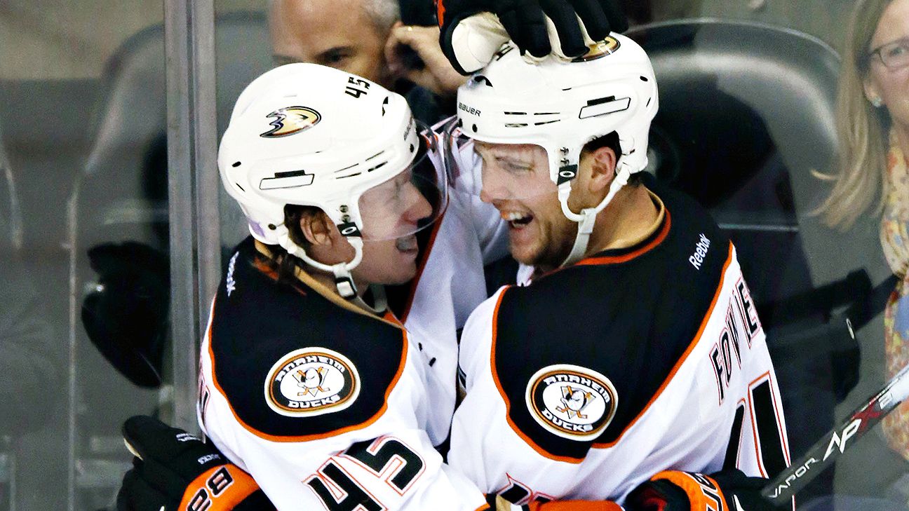 Ducks' young D-men sticking together - Cross Checks Blog- ESPN