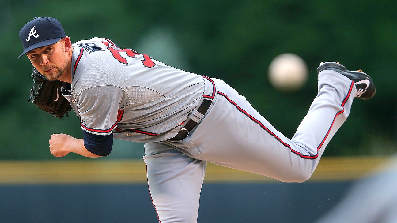 Mike Minor agrees to 2-year, $7.25 million deal with Kansas City Royals ...