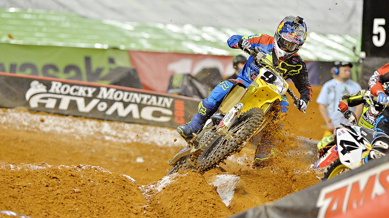 Defending champion Ken Roczen gets first win of season - ESPN