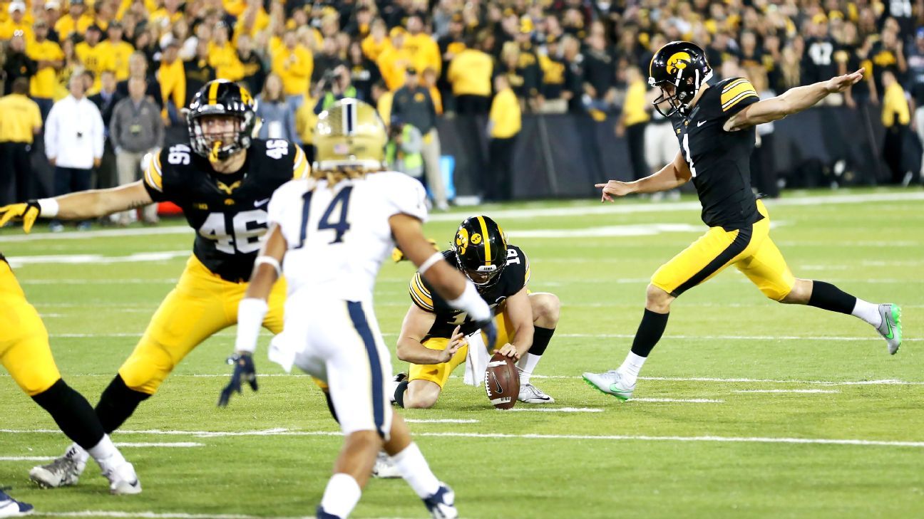 Iowa Hawkeyes 3-0 after stunning Pitt Panthers with 57-yard field goal ...