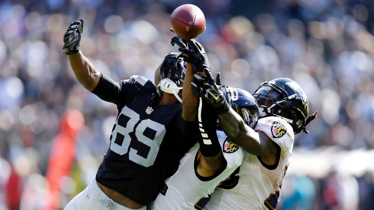 Raiders receiver Amari Cooper shakes off early drops with big plays ...