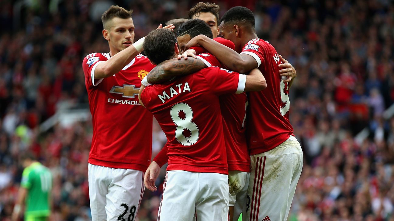 Manchester United top the Premier League - ESPN
