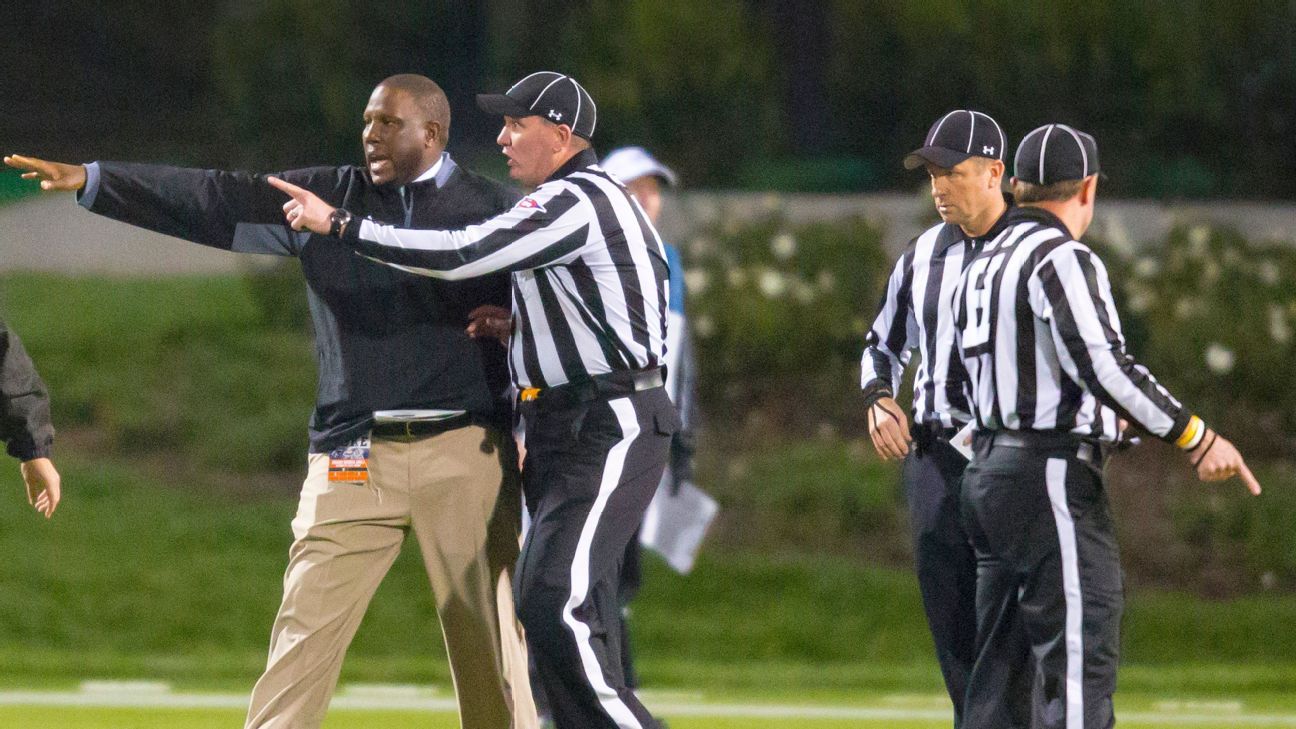 Miami AD says ACC acknowledged other blown calls in win over Duke - ESPN