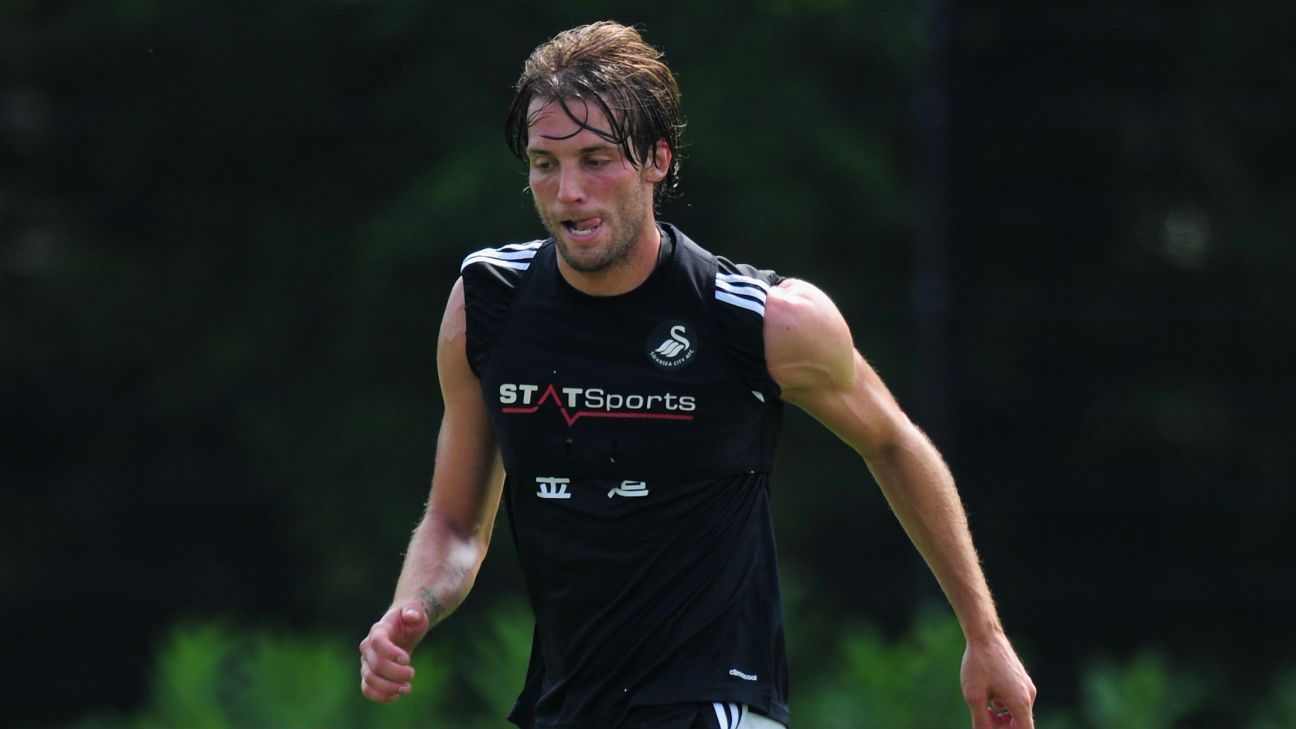 Michu happy to be playing football again after Langreo debut - ESPN