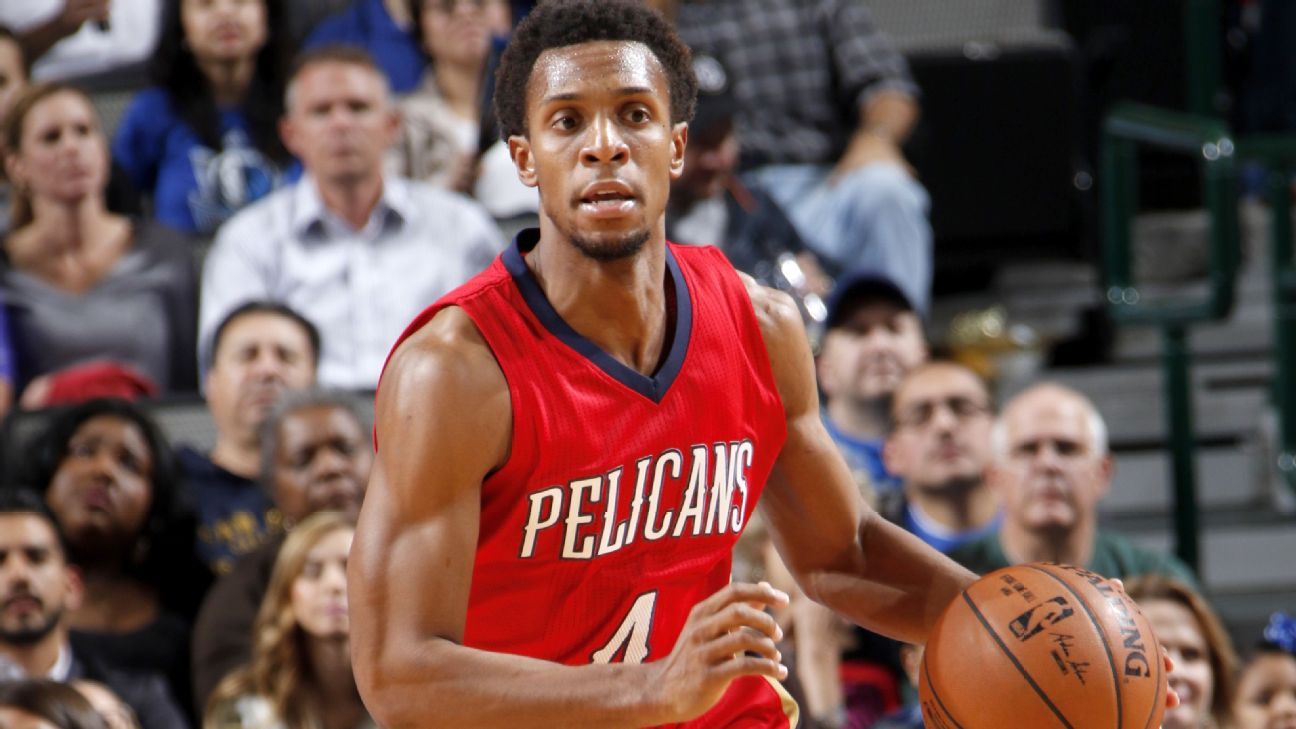 NBA - Ish Smith little help or compensation for surrendering two draft ...