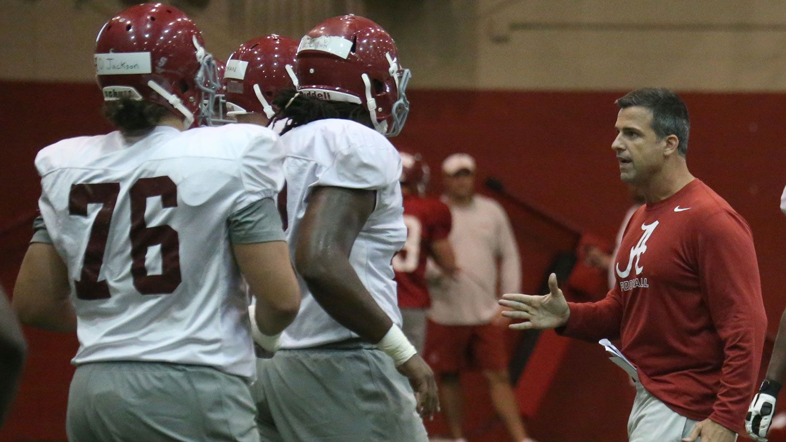 Alabama's offensive line wins Joe Moore Award