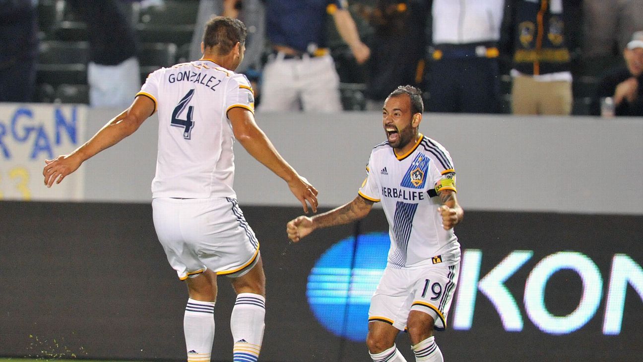 Chicago Fire add former LA Galaxy midfielder Juninho on loan from ...
