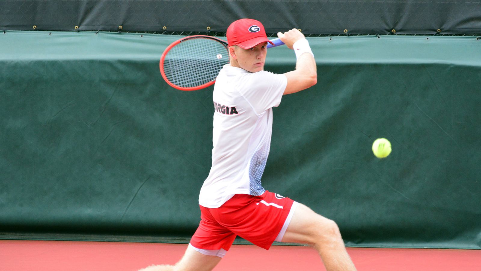 Georgia men's tennis starts season with 4-1 win