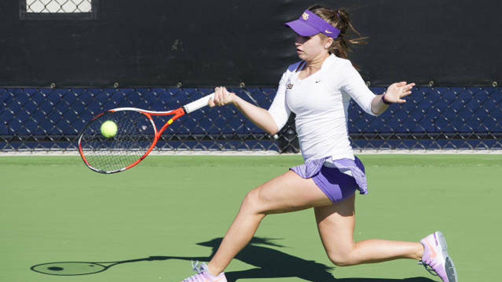 Lady Tigers advance to indoor championship