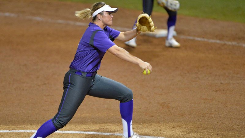 Hoover named NFCA National Pitcher of the Week