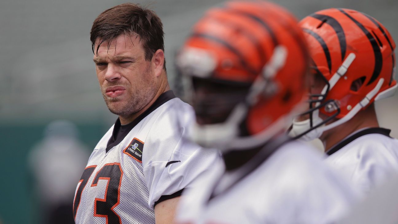 Bengals re-sign tackle, NFLPA president Eric Winston to replace Jake ...