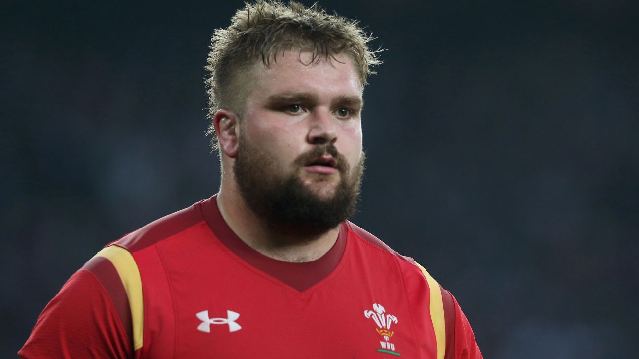 Rob Evans and Tomas Francis return to Wales front row