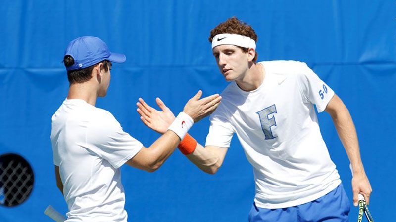 No. 24 Gators roll No. 13 Razorbacks, 6-1