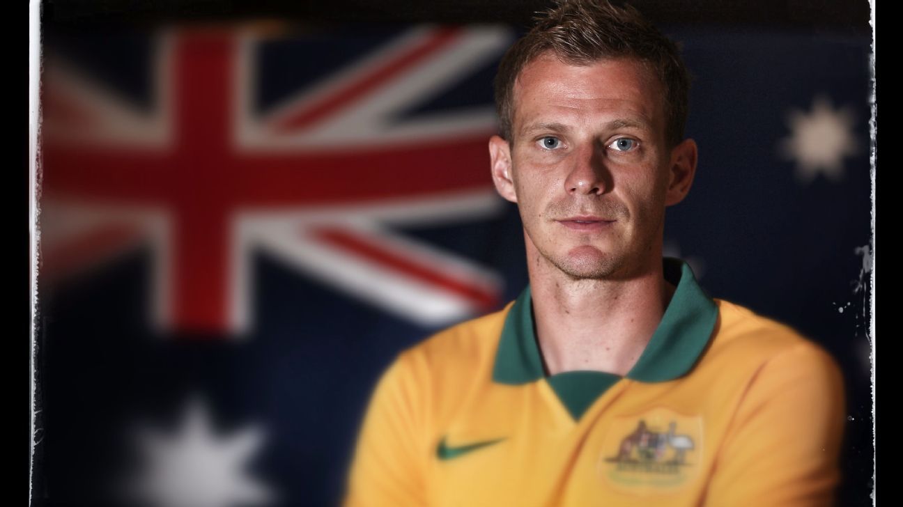 Sydney FC capture A-League and Socceroo veteran Alex Wilkinson from ...