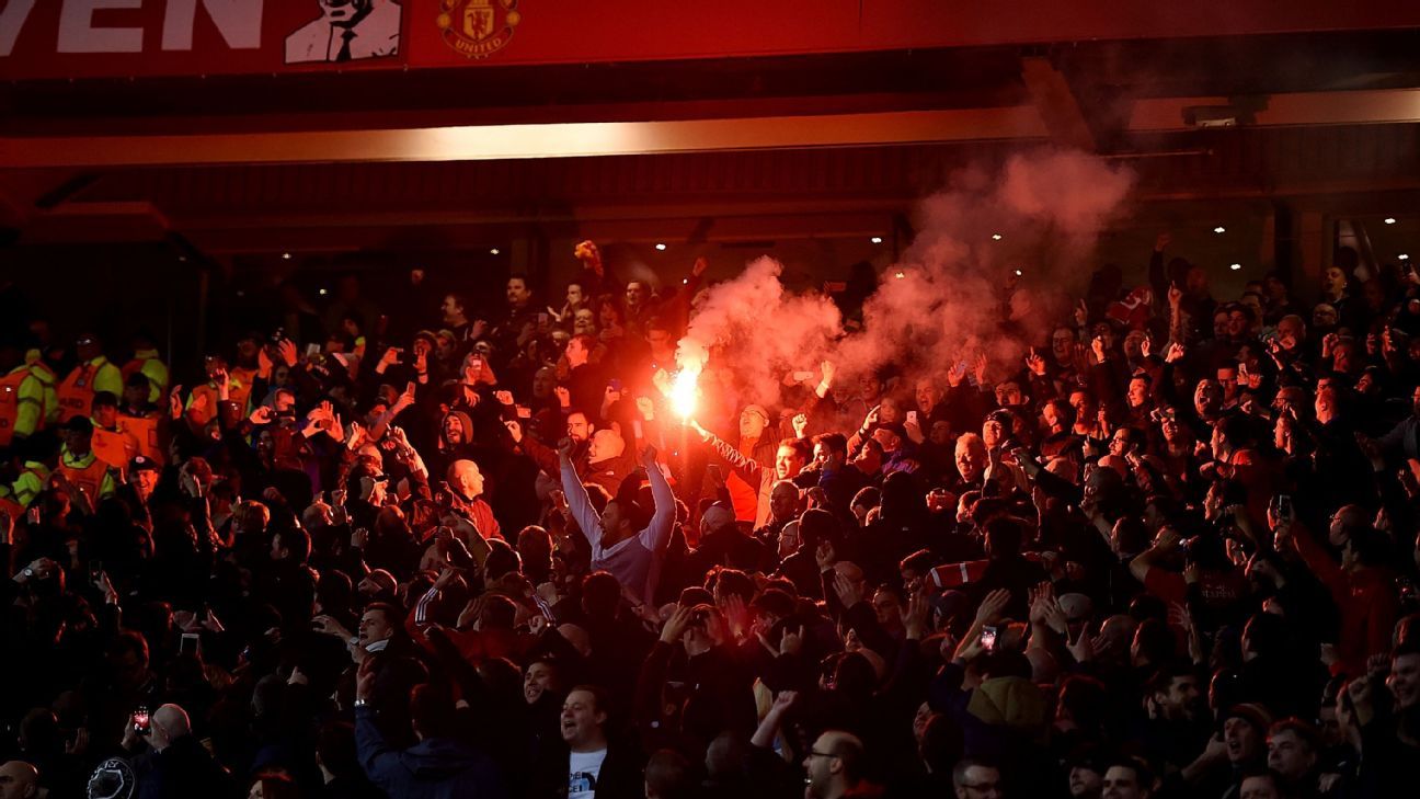 Liverpool and Manchester United urge fans to behave at Anfield match - ESPN