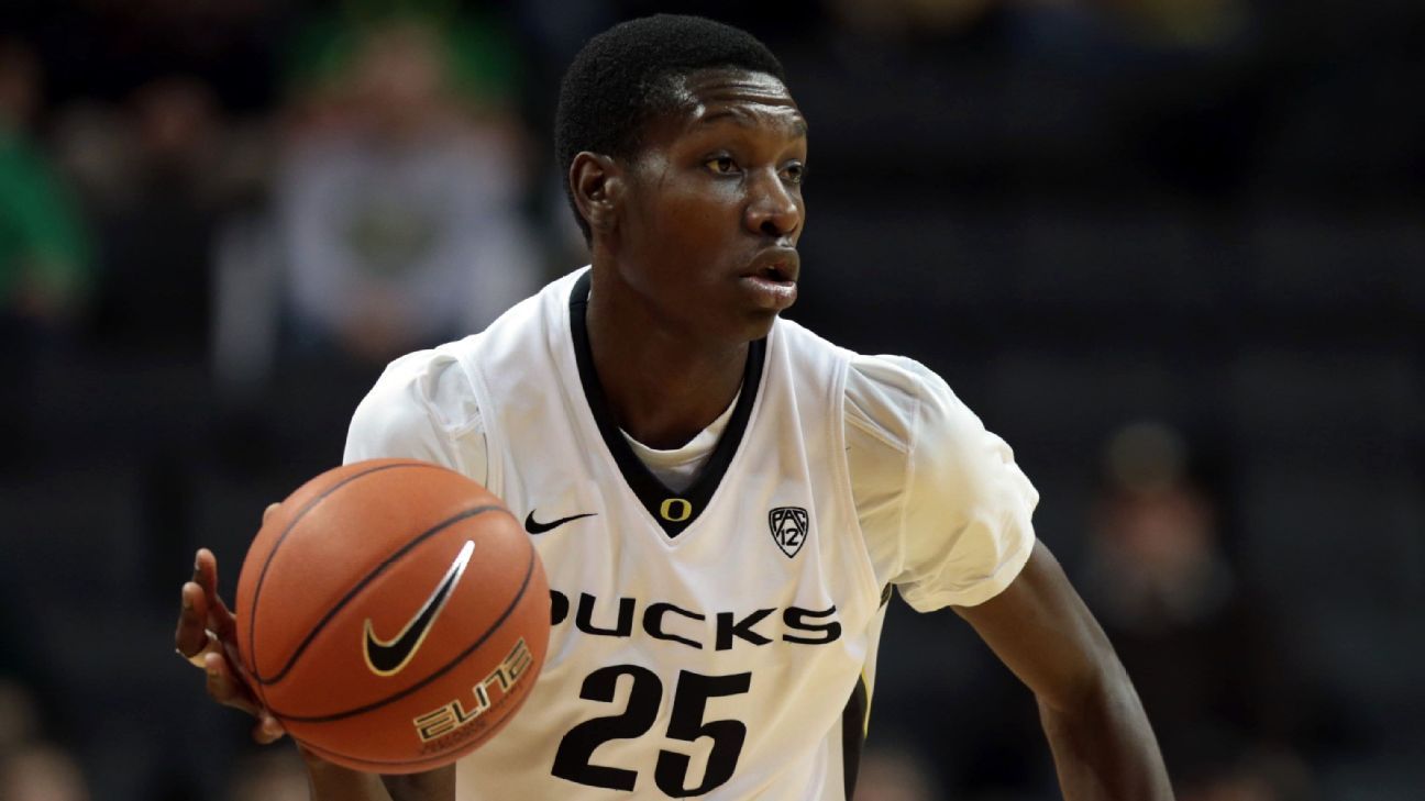 Golden State Warriors sign Chris Boucher, Oregon Ducks forward - ESPN