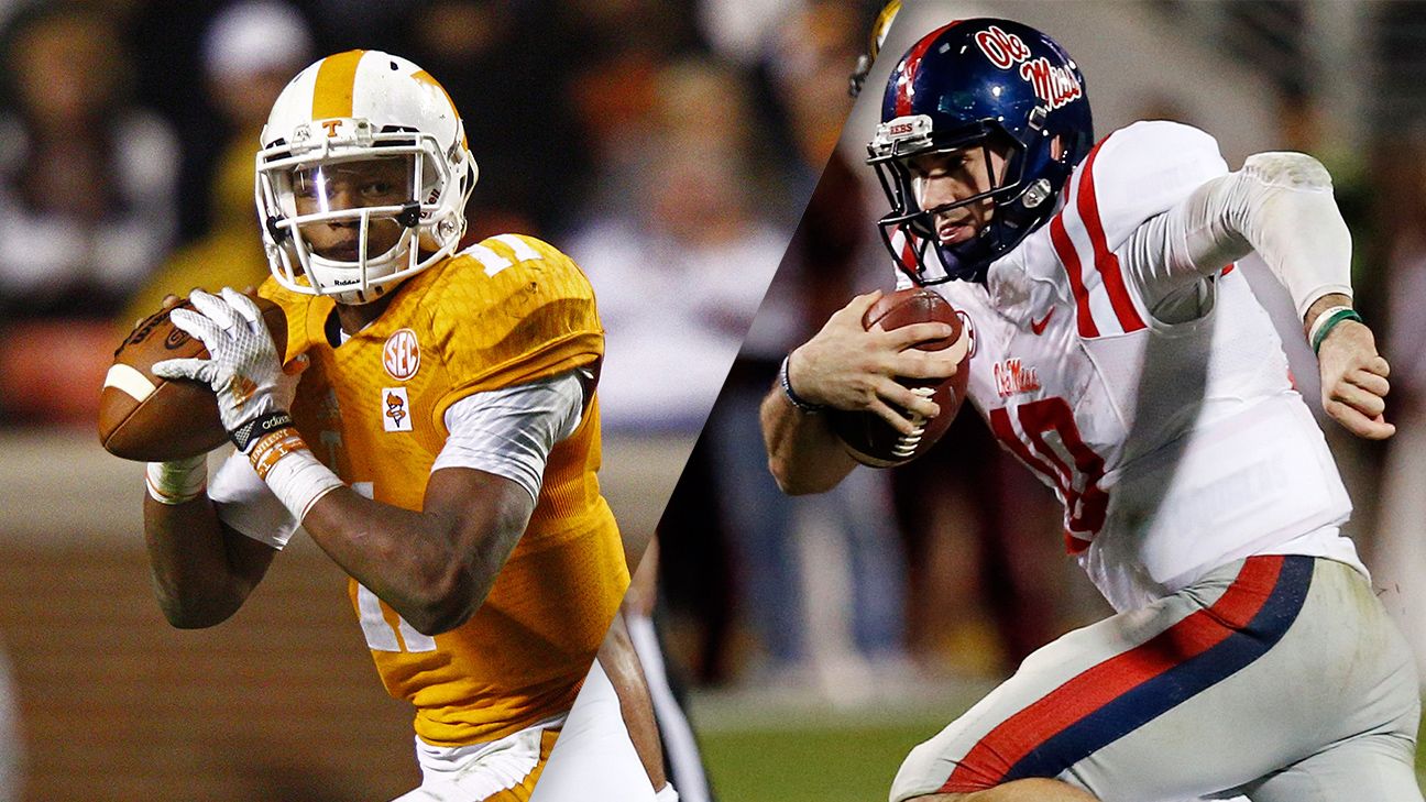 Dobbs, Kelly named to Davey O'Brien Award watch list