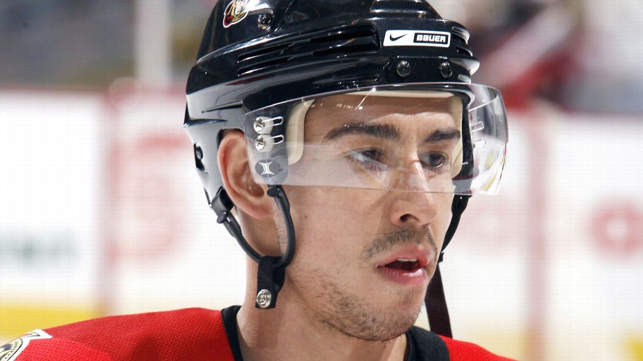 Edmonton Oilers sign center Chris Kelly to professional tryout contract ...