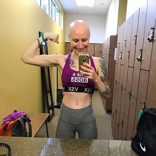 Meet the bodybuilder who is bravely chronicling her battle with cancer ...