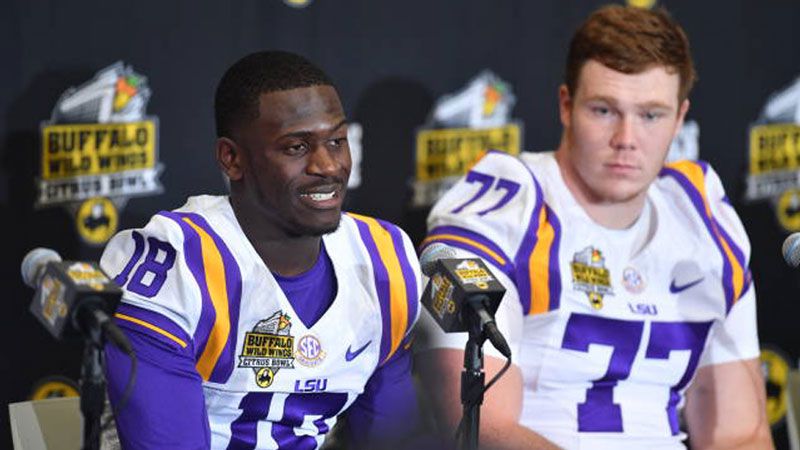 Eleven Tigers to wear 'SEC Graduate' patch in bowl