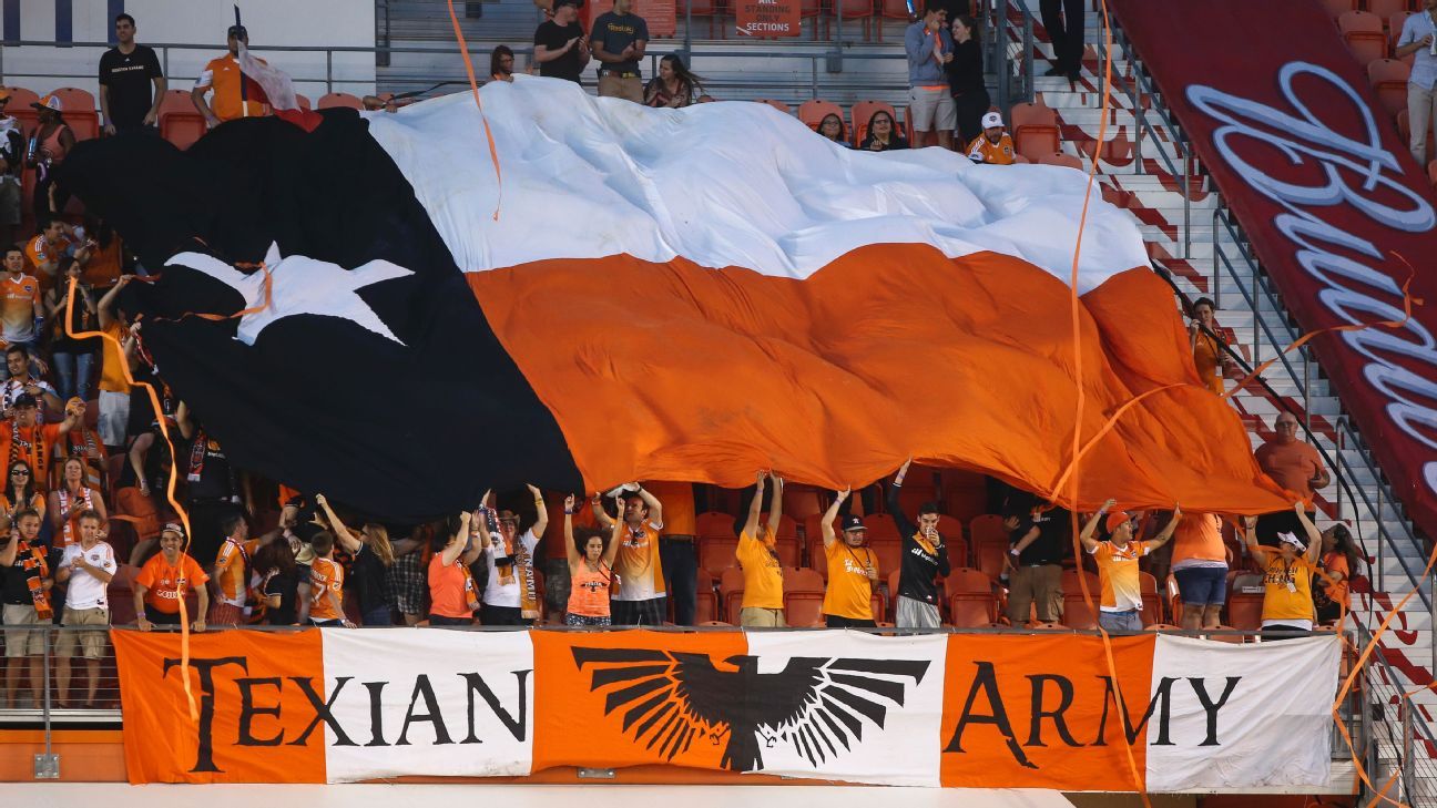 Stars come out for 'Kick In For Houston' charity game - ESPN