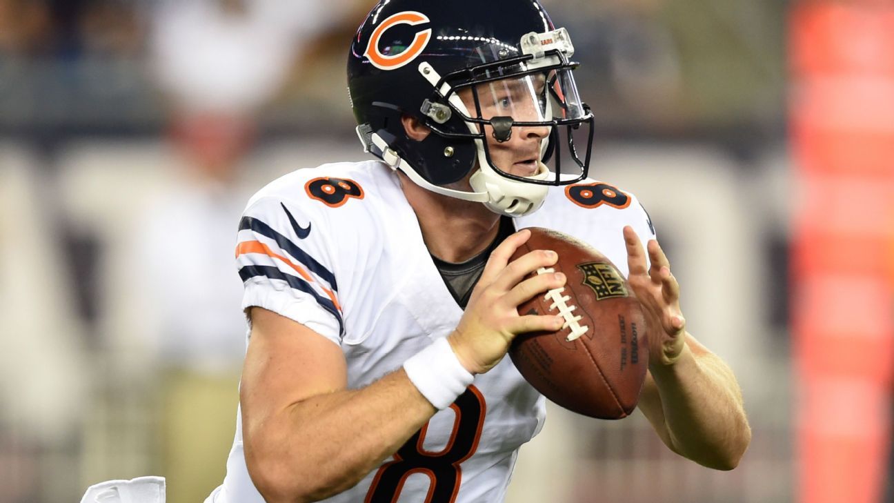 Re-signed Chicago Bears QB Connor Shaw in mix for backup roles - ESPN ...