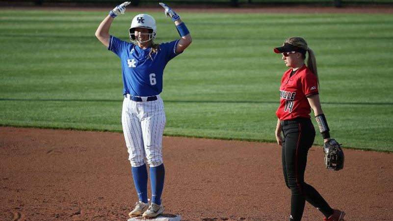 No. 22 Wildcats earn run-rule win vs. Cardinals