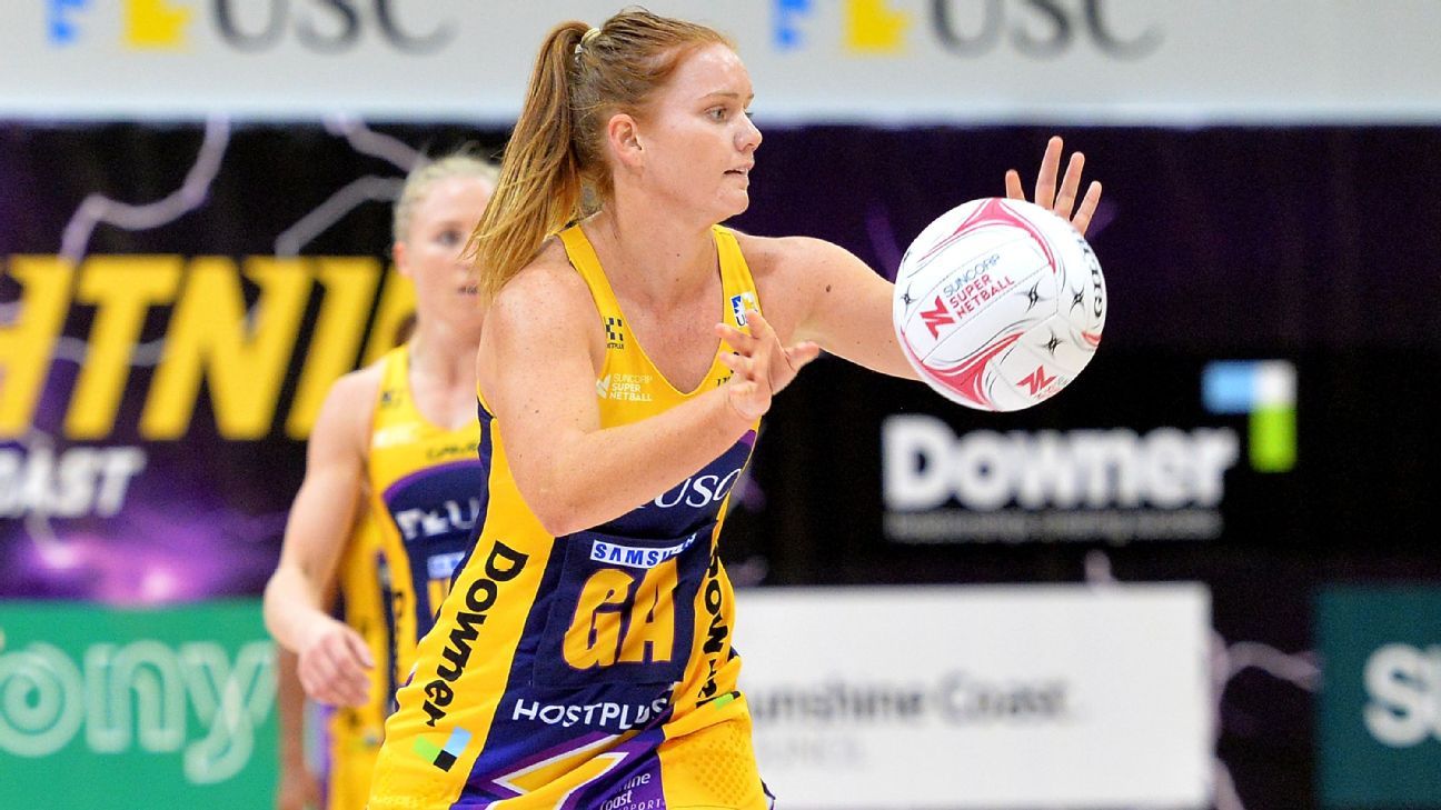 Lightning beat Fever in Super Netball