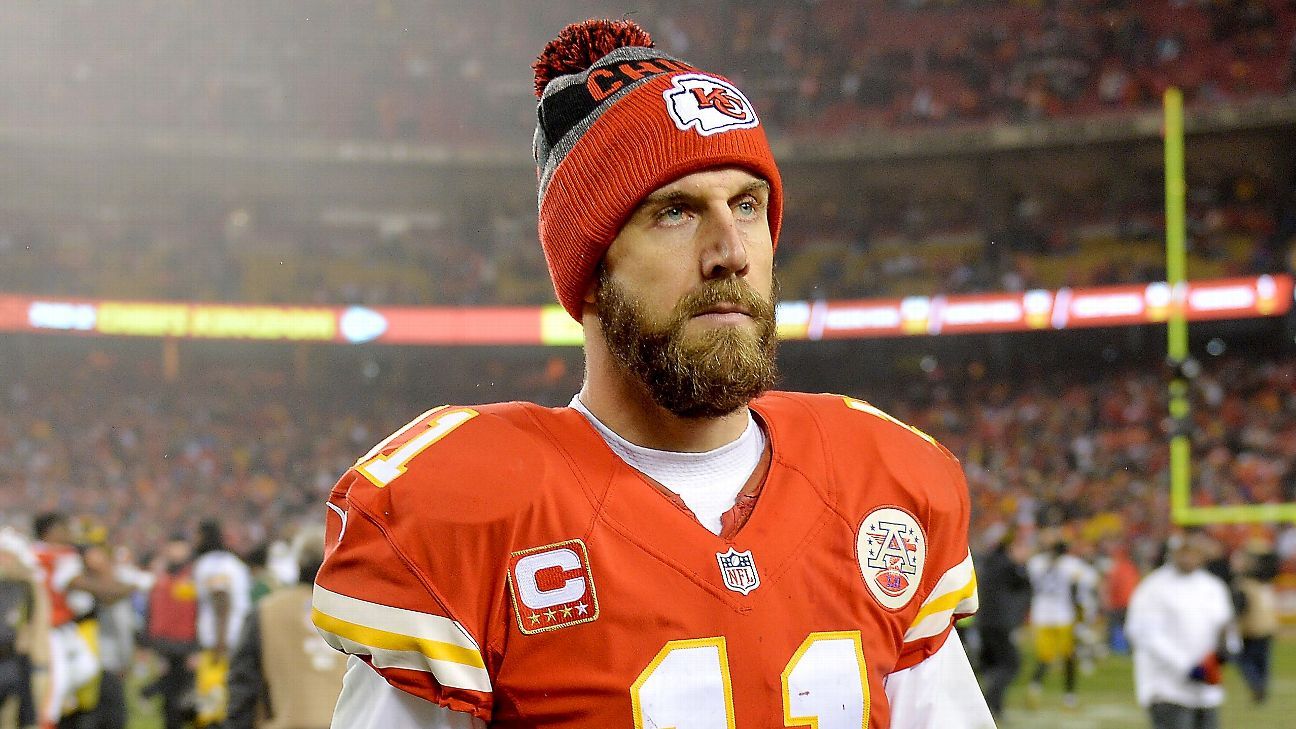 Alex Smith thinks Chiefs committed to him only through this season - ESPN