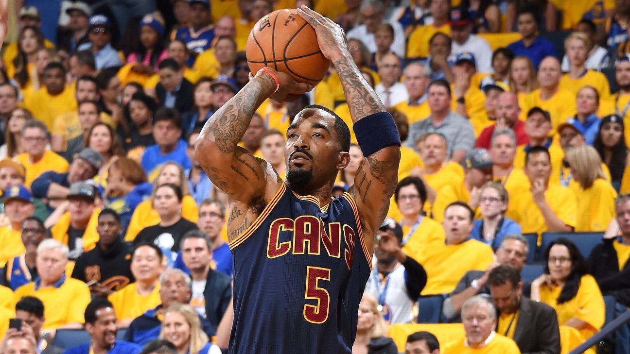 Kevin Pelton's weekly mailbag, including role players on the road - ESPN