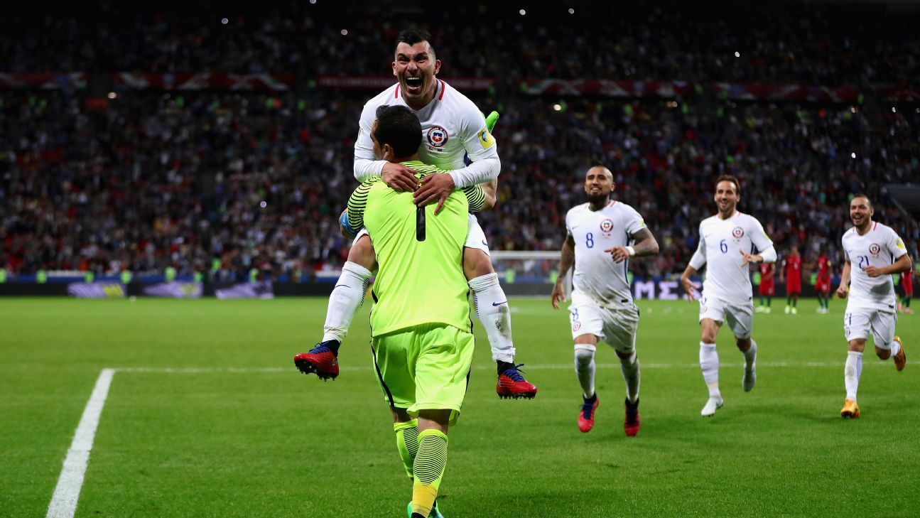 Claudio Bravo superb as Chile beat Portugal on penalties to reach final ...