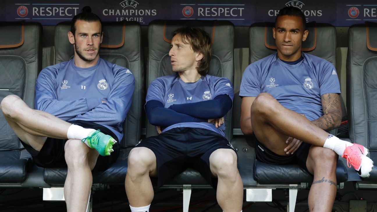 Danilo says Pep Guardiola made it easy to pick Man City over Chelsea - ESPN