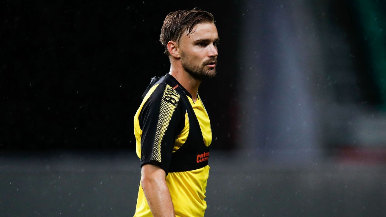 Borussia Dortmund captain Marcel Schmelzer ruled out for four weeks - ESPN