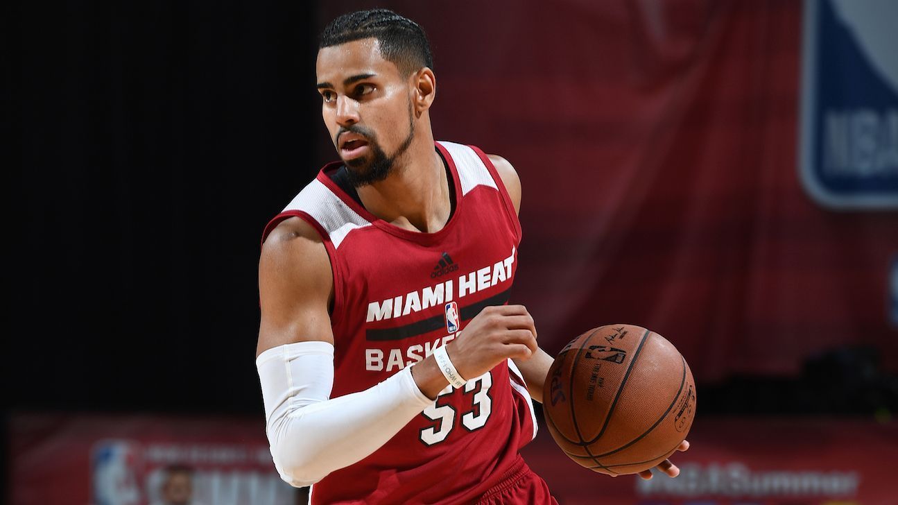 Mavericks contratan al puertorriqueño Gian Clavell - ESPN