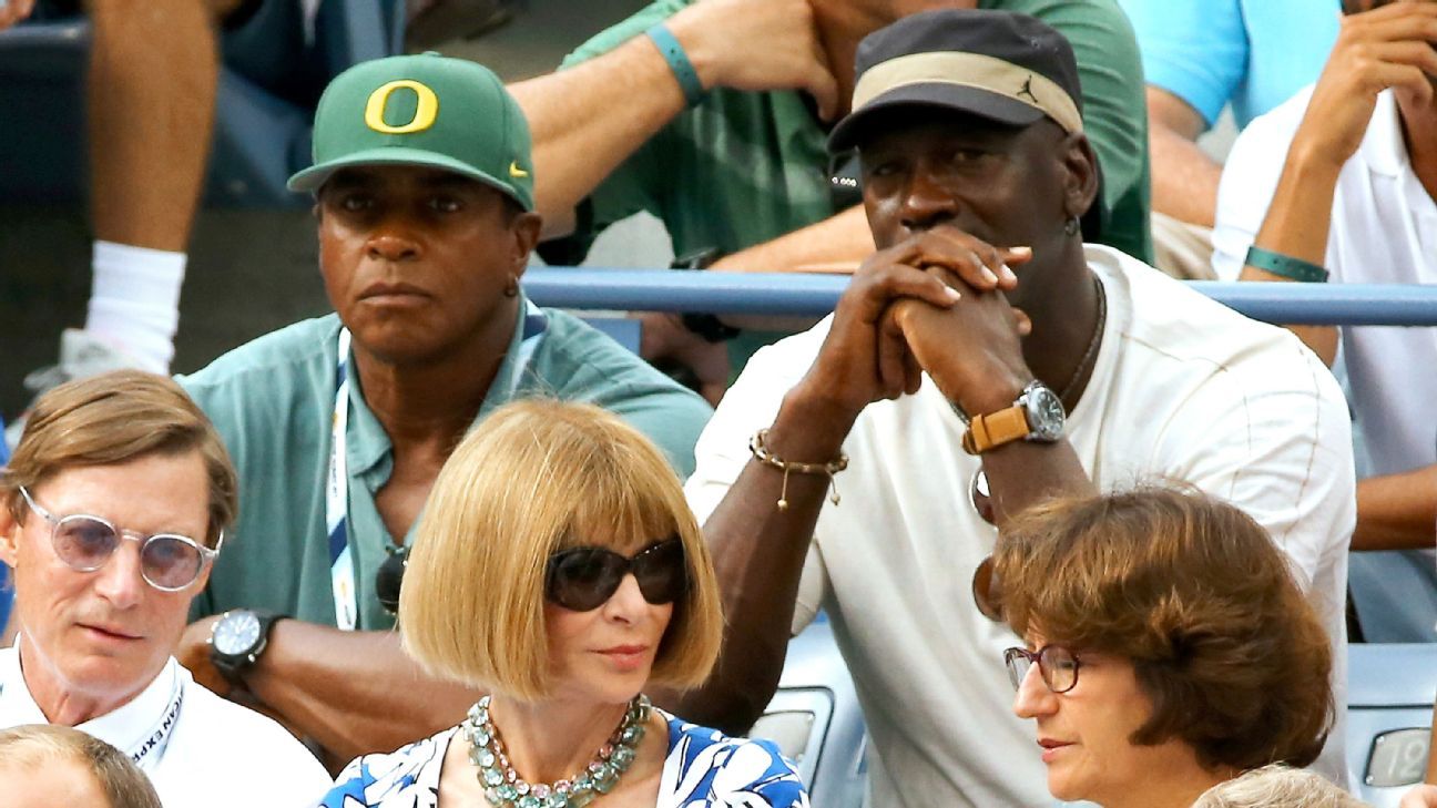US Open - With coaches, celebrities and surprise guests, players box is ...