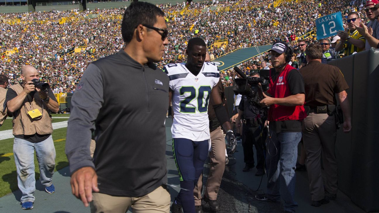 Jeremy Lane of Seattle Seahawks ejected for throwing punch at Green Bay ...