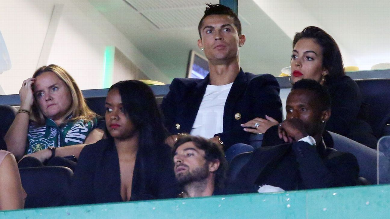 Cristiano Ronaldo returns to cheer on his old club Sporting Lisbon - ESPN