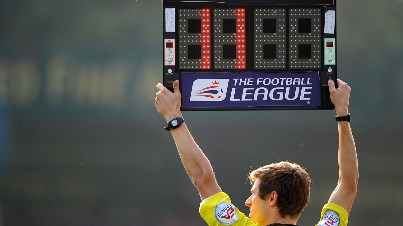 IFAB considering methods to help combat rampant time-wasting - ESPN