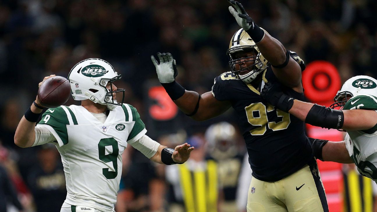 Los Angeles Chargers' Joey Bosa and Melvin Ingram target Bryce Petty ...