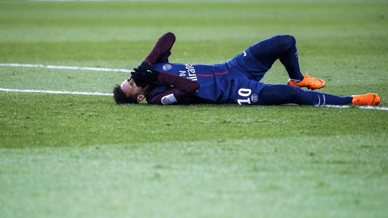 Neymar's injury takes shine off PSG's convincing win in Le Classique - ESPN