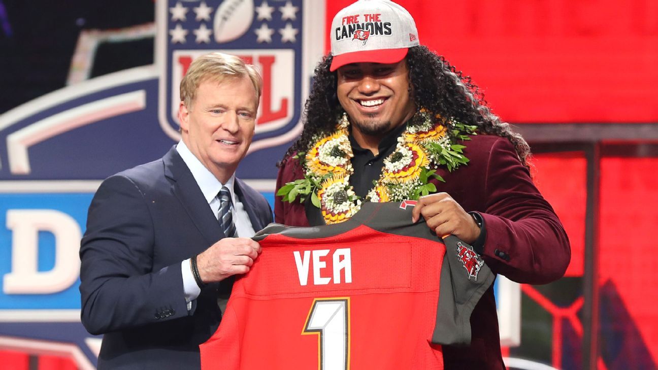 Tampa Bay Buccaneers depth chart: new linemen spur competition - ESPN ...