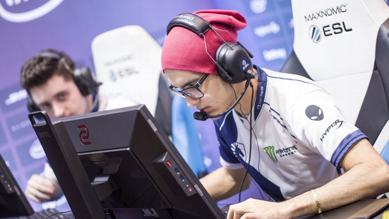 Mais solto na Liquid, Taco aguarda título para "tirar peso das costas ...