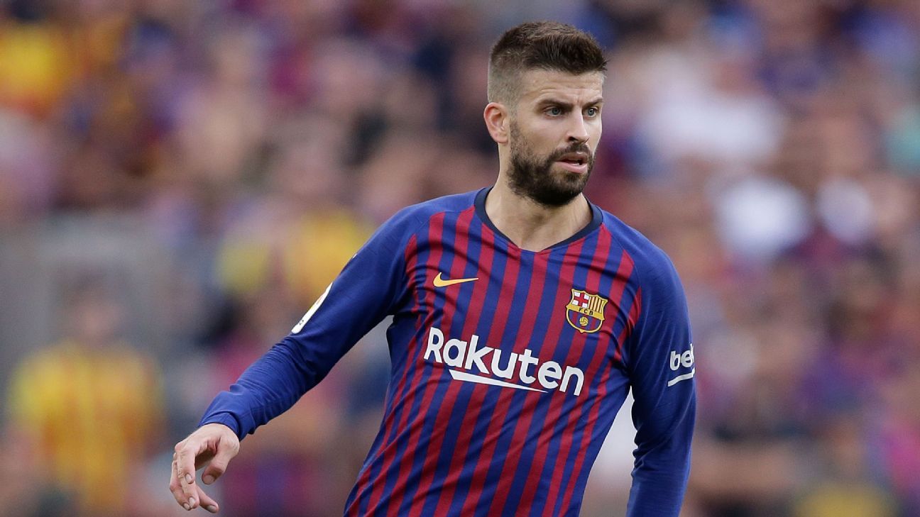 Barcelona's Pique warns teammates to put Manchester United away if ...