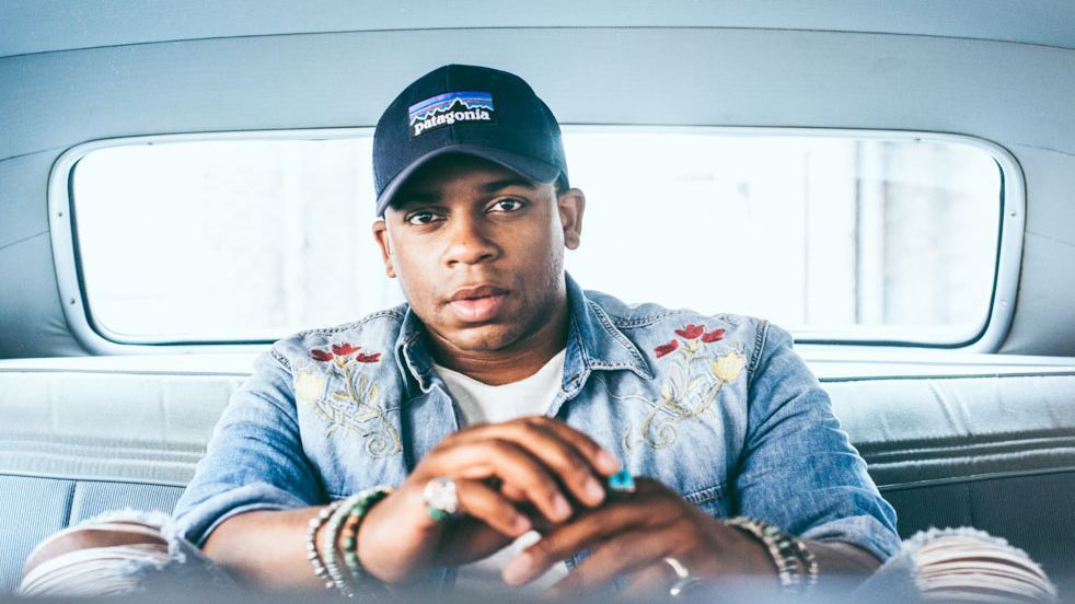 Jimmie Allen in concert at Dover - ESPN