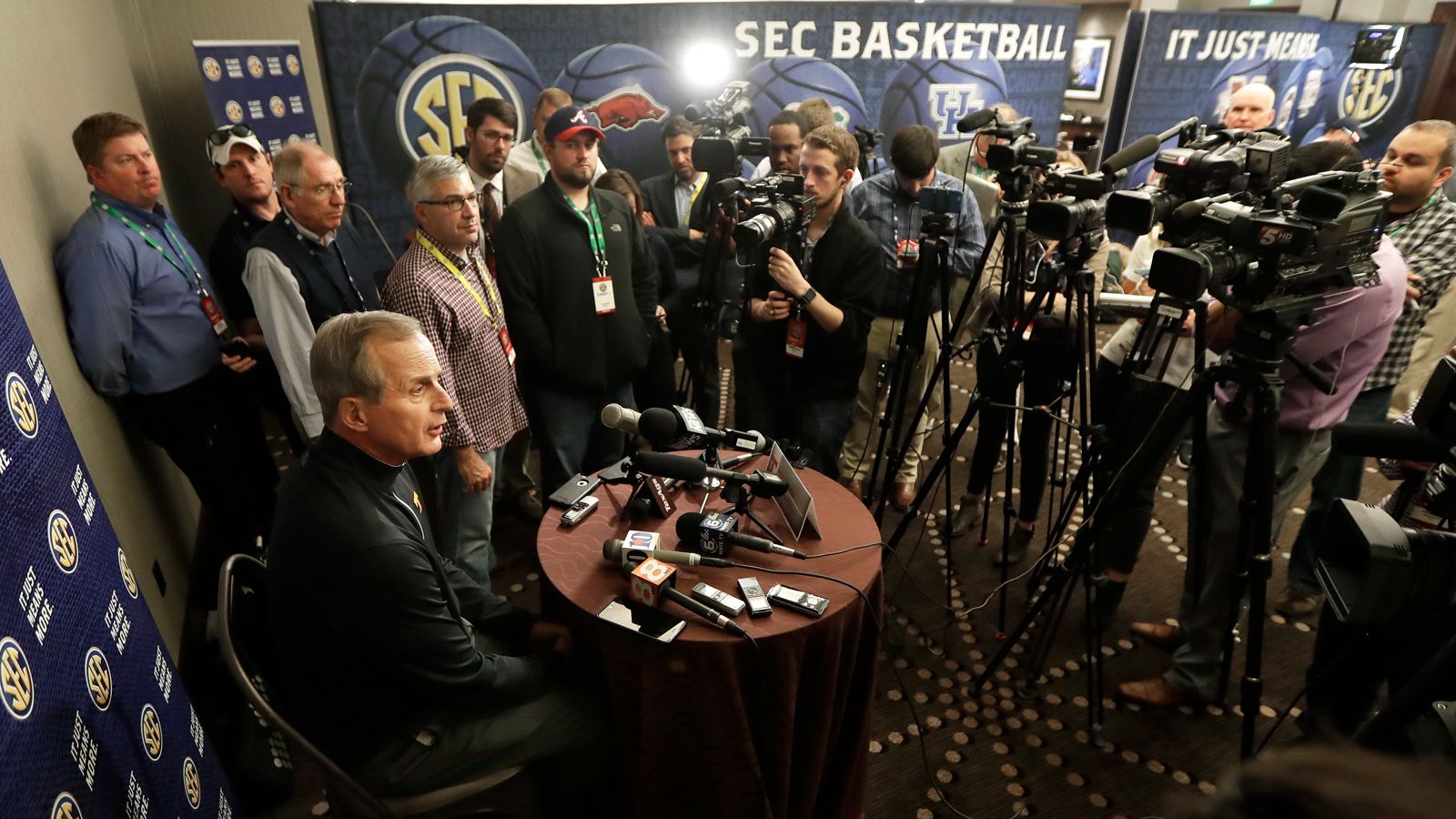 SEC Network to air live from SEC Basketball Media Days