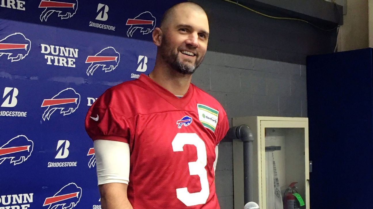 Meet Bills QB Derek Anderson -- scratch golfer and former Pro Bowler ...