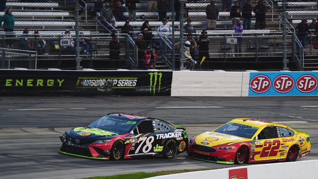 Joey Logano wins at Martinsville in wild, controversial finish - ESPN