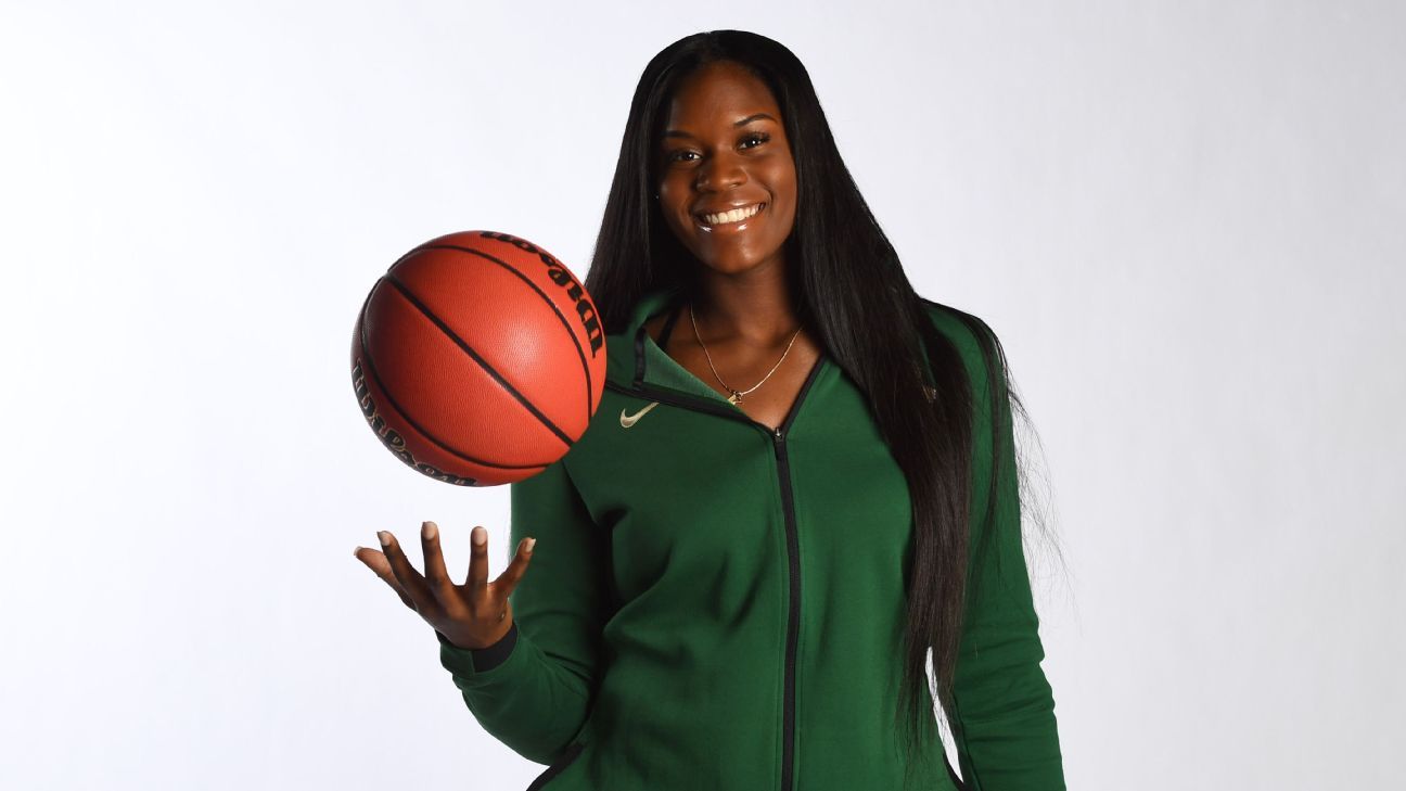 Kalani Brown, Chennedy Carter, Asia Durr, Sabrina Ionescu, Teaira ...