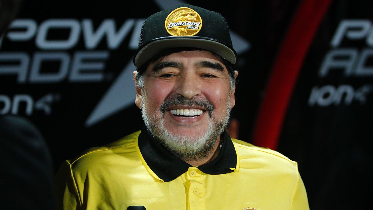 Diego Maradona celebrates Dorados de Sinaloa playoff victory with ...