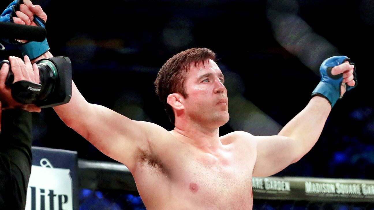 20 MMA thoughts, including how Chael Sonnen became 'The Bad Guy' - ESPN